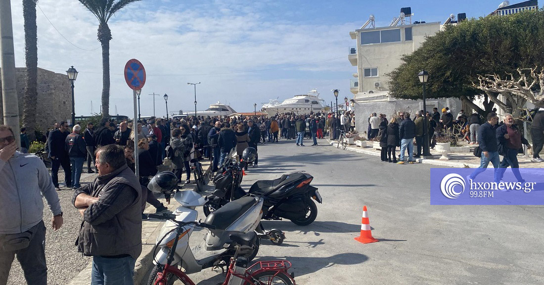 Πλήθος κόσμου στο φρούριο Καλέ για την αποτροπή κατεδαφίσεων των ...
