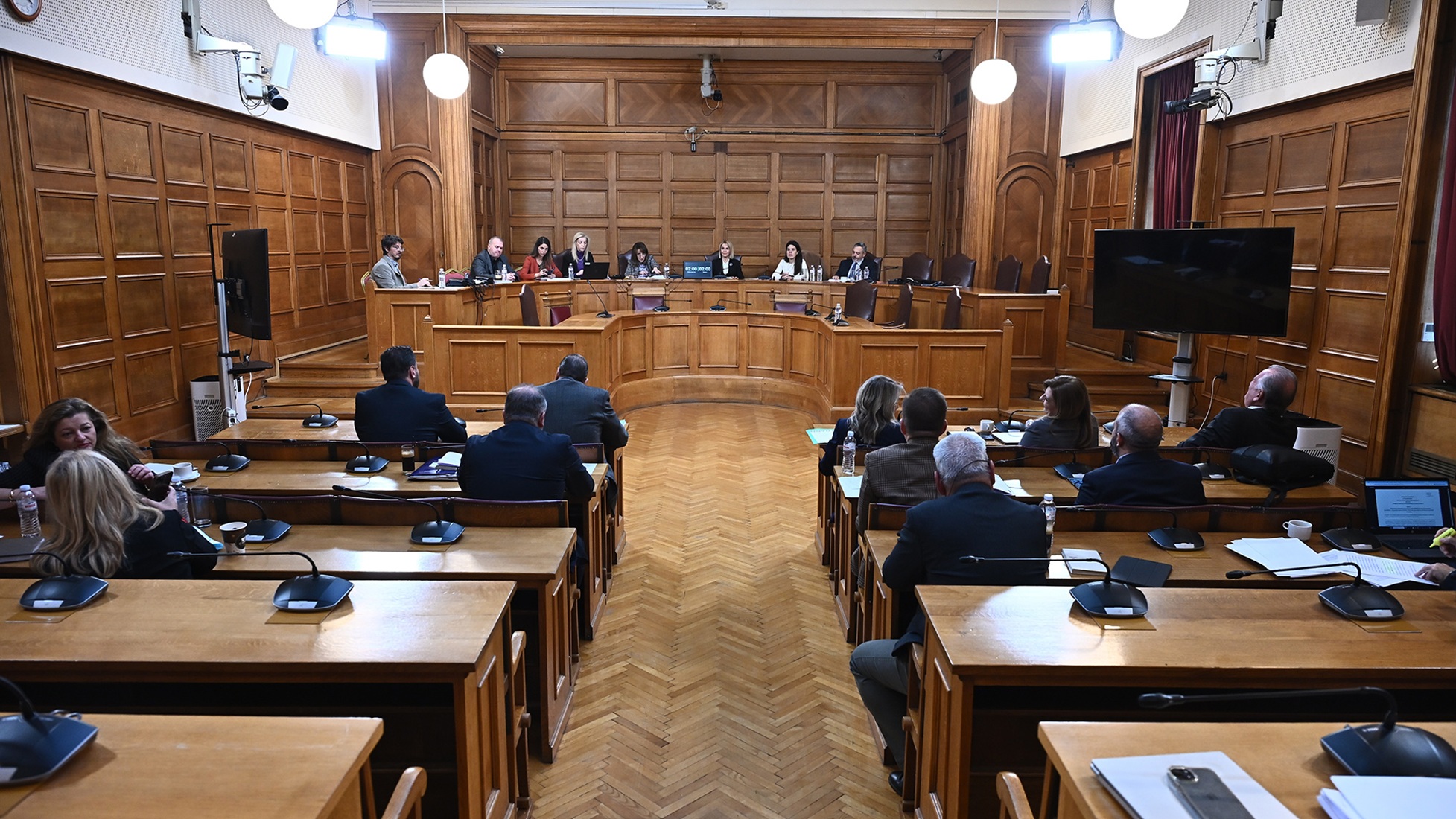Εξεταστική ΟΠΕΚΕΠΕ: Κόντρα ΝΔ – ΠΑΣΟΚ για τους συλληφθέντες στην Κρήτη ...
